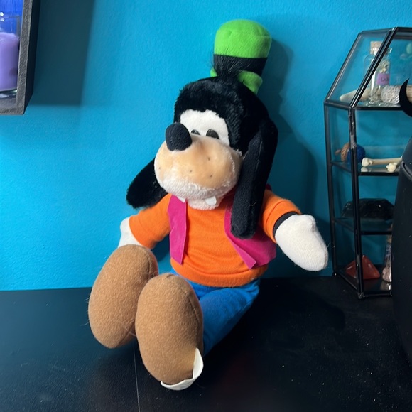 Disney | Toys | Vintage Walt Disney World Goofy 5 Plush | Poshmark
